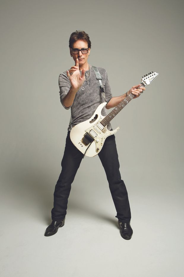 Steve Vai’s New Guitar Camp Experience and DVD Offer Up-Close ...