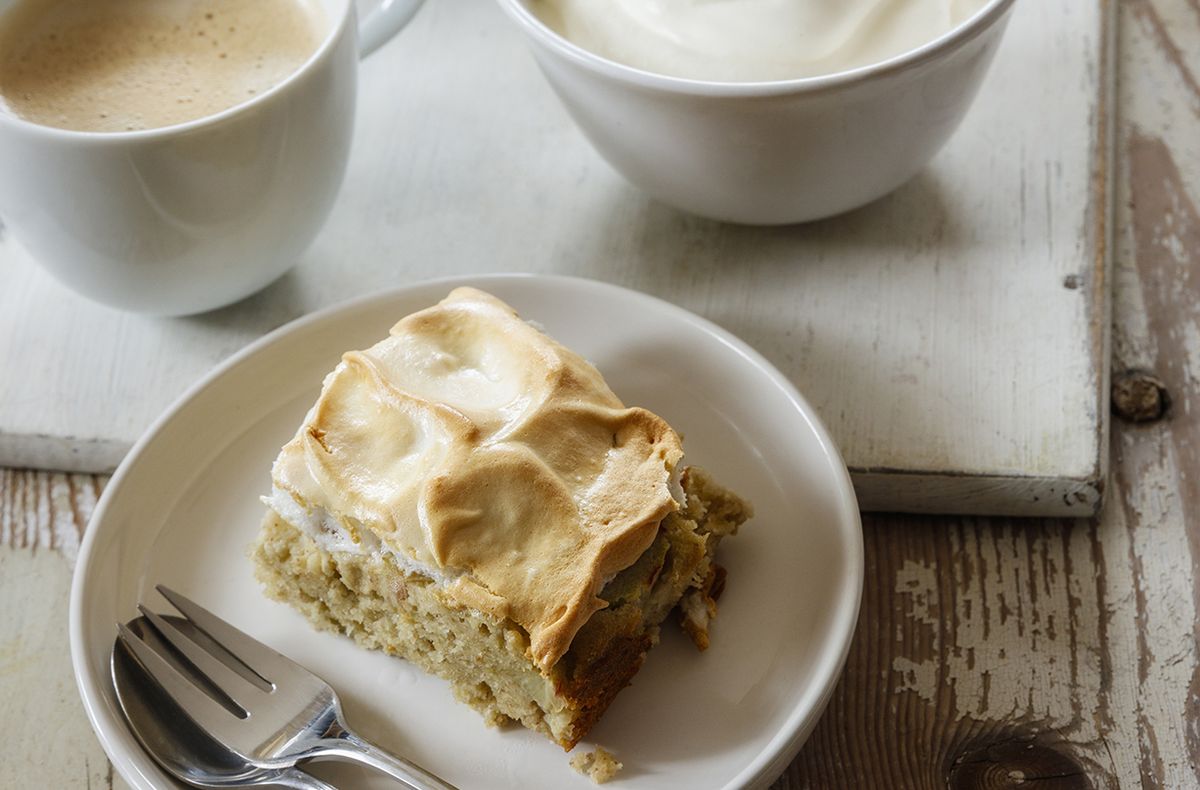 Gooseberry queen pudding | Dessert Recipes | GoodtoKnow