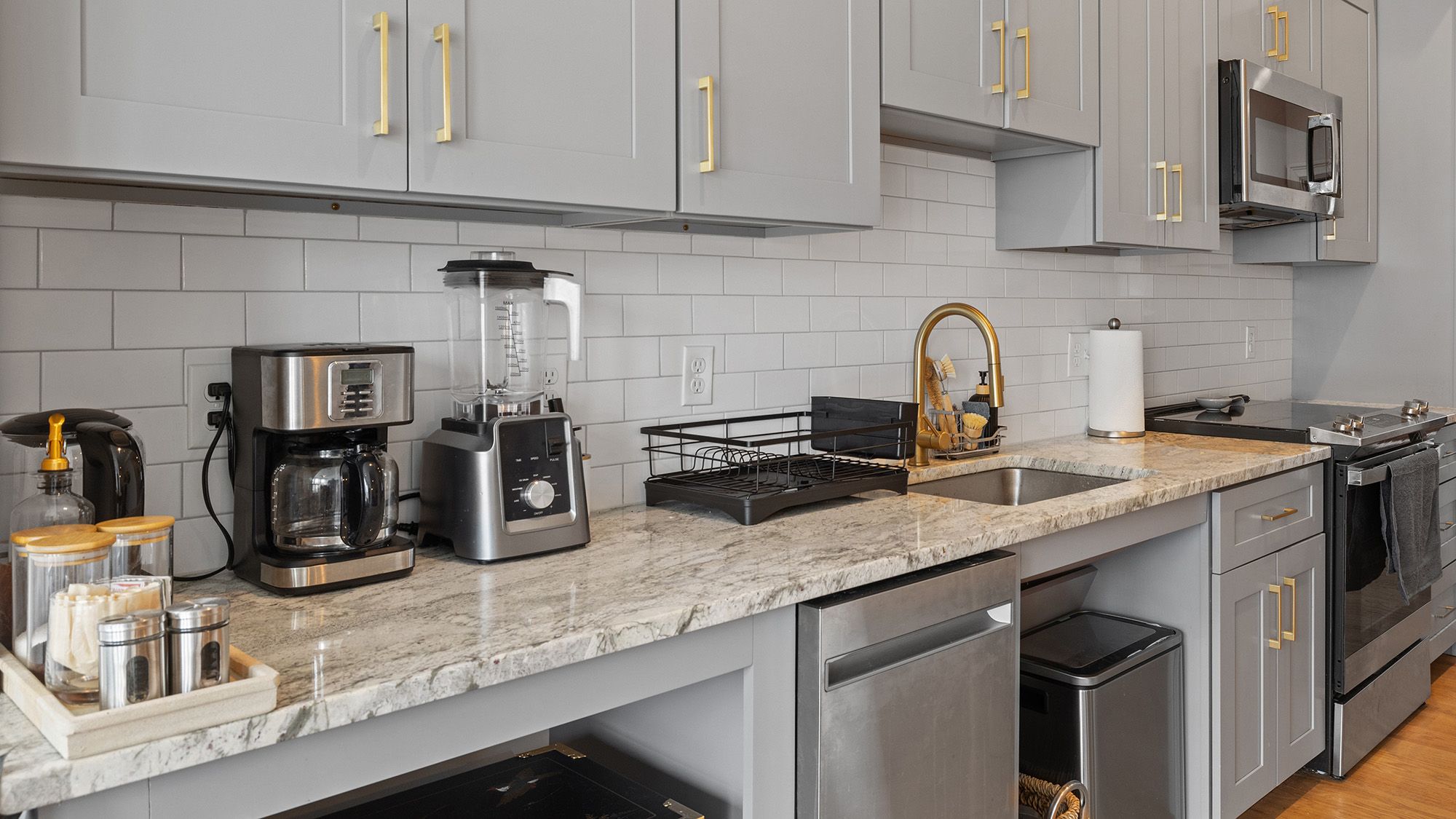 Prevent countertop chaos: 11 ways to store your small kitchen ...