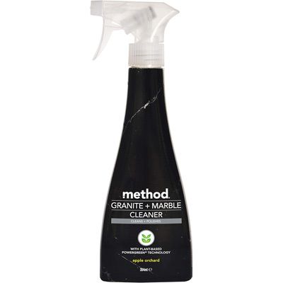 Are dark kitchen worktops a bad idea? | Ideal Home