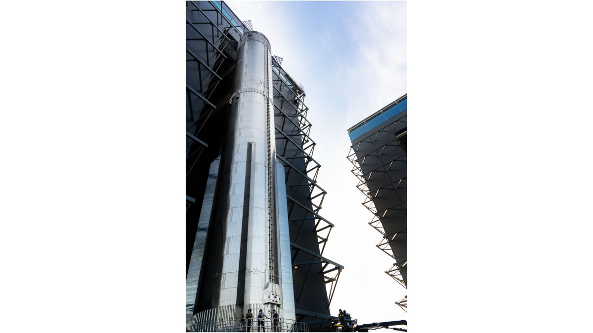 SpaceX rolls big Starship rocket to launch pad forward of third check ...
