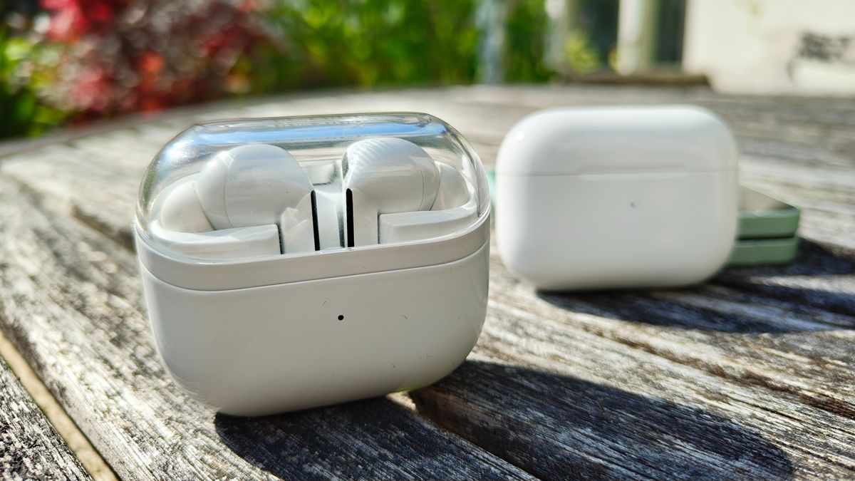 Samsung Galaxy Buds 3 Pro vs Apple AirPods Pro 2: which wireless ...