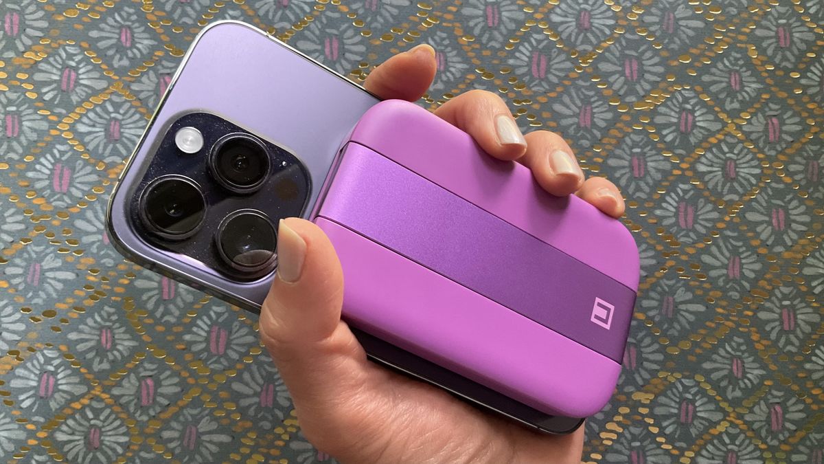 U by UAG Lucent Power Battery with Kickstand: MagSafe charger to go | iMore