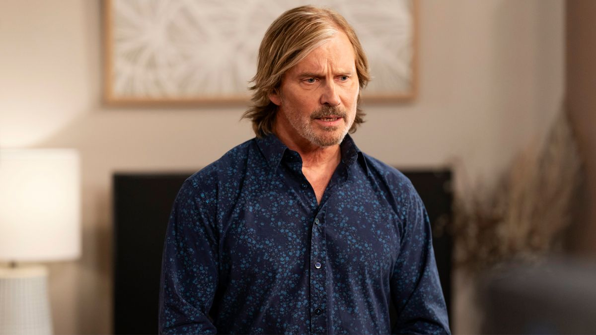 Neighbours spoilers: Will Holly and Max get together? | What to Watch