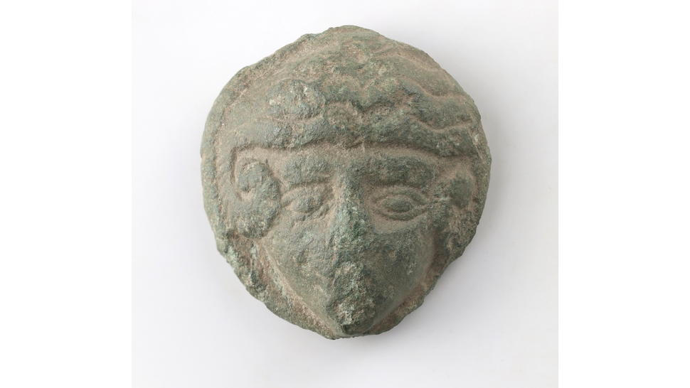 'I nearly fell out of my chair': 1,800-year-old mini portrait of ...