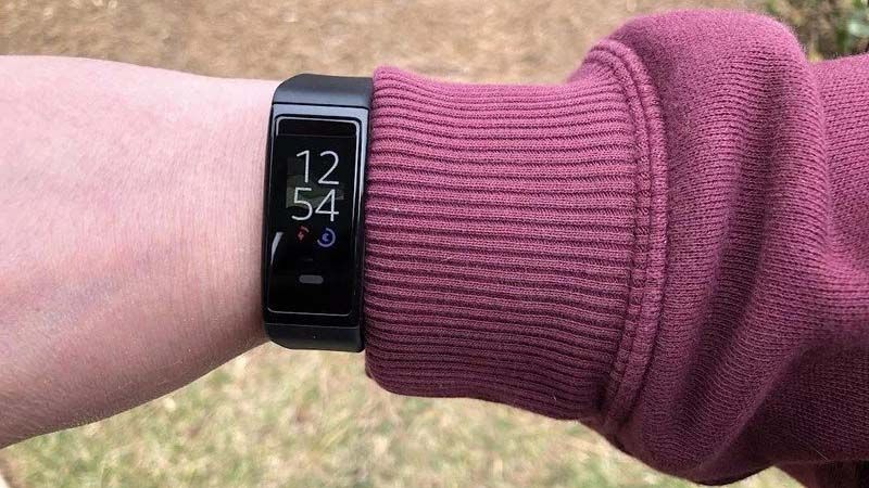 Fitbit Inspire 3 vs. Amazon Halo View | Android Central