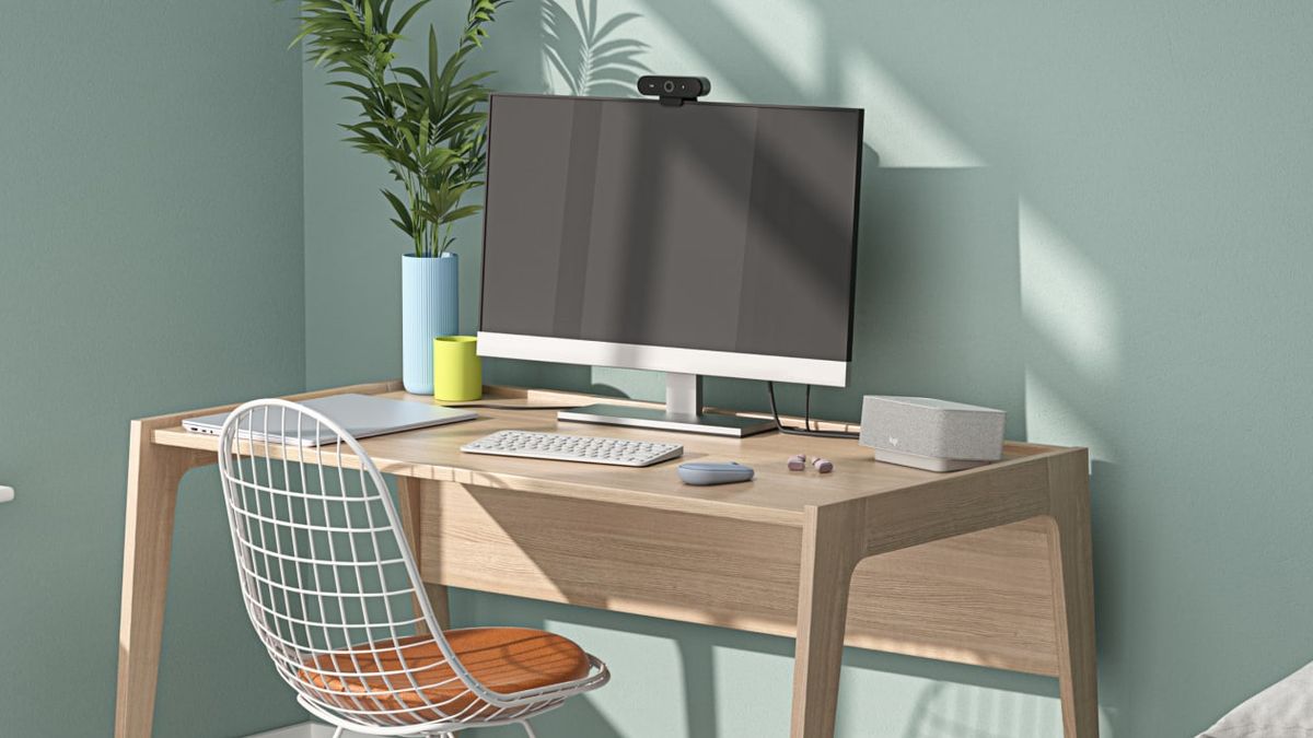 Logitech's new all-in-one dock transforms a docking station into a ...