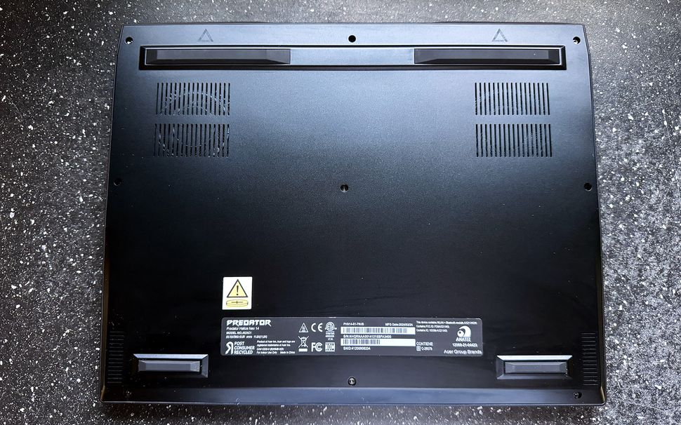 Acer Predator Helios Neo 14 Review: Slim, powerful, but needs ...