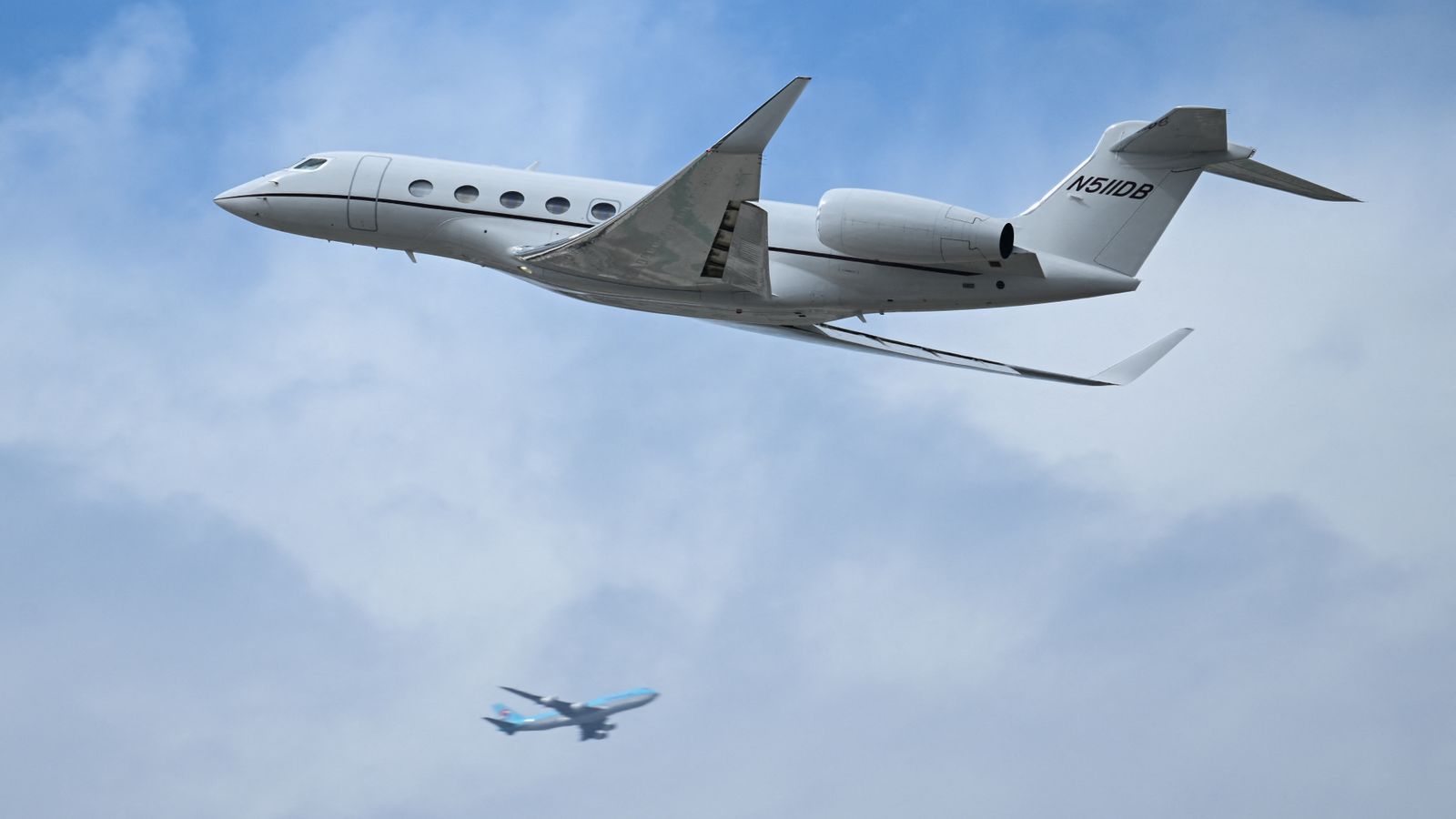 Video Shows Incredible Number Of Private Jets At Augusta Airport For ...