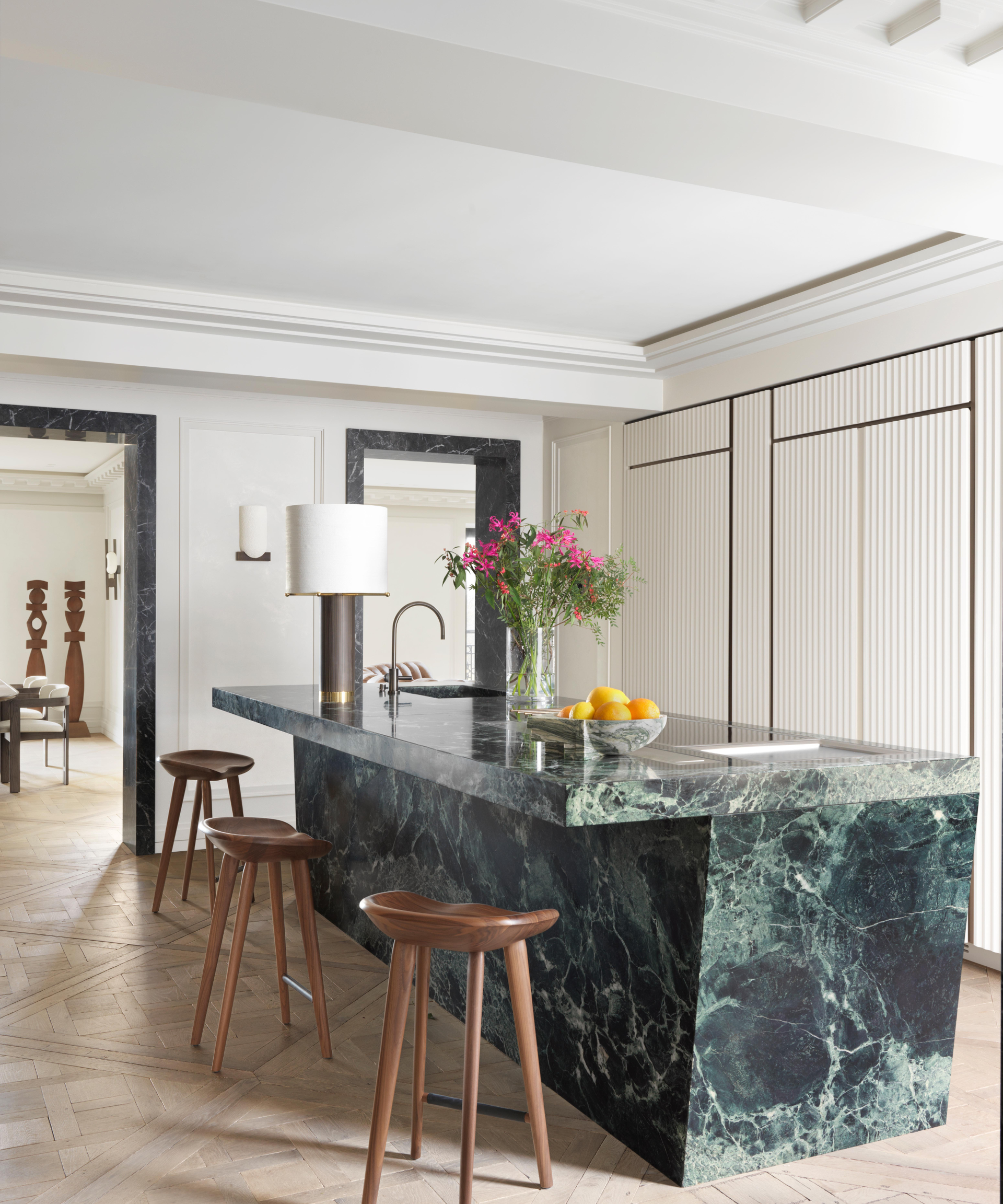 9 Style Lessons From European Kitchens for Sophisticated Spaces | Livingetc