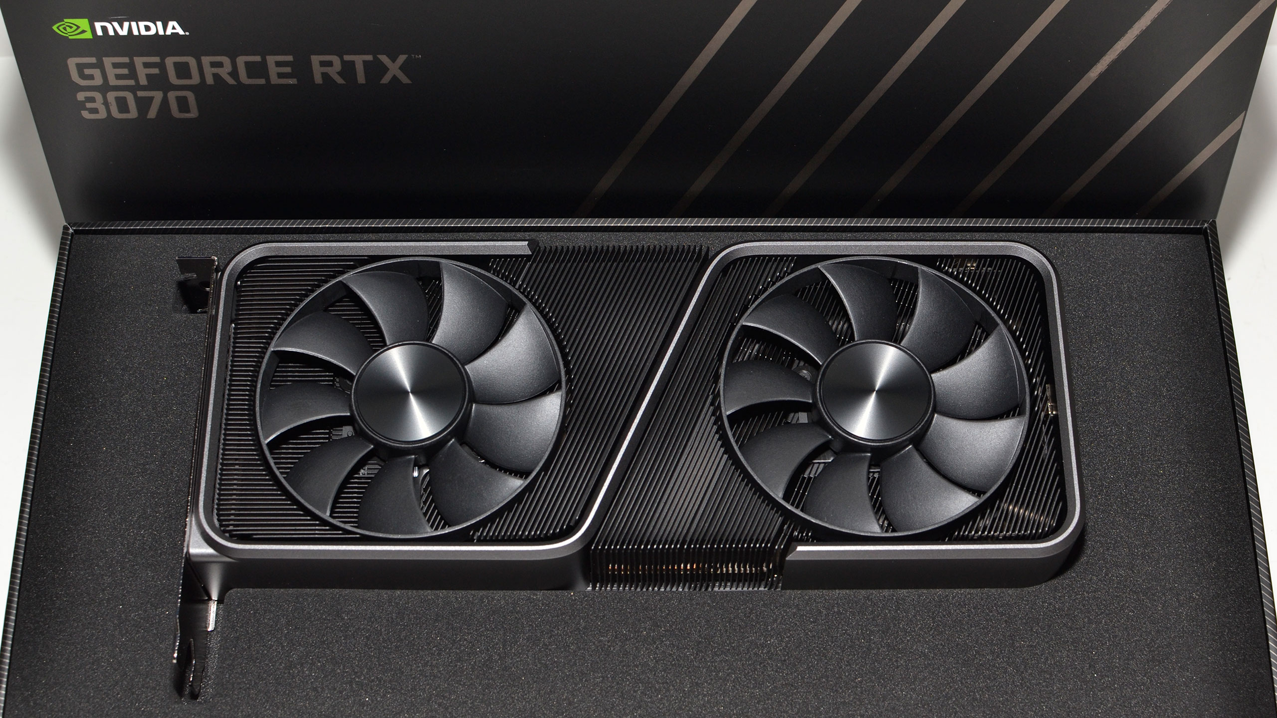 GeForce RTX 3070 Founders Edition GeForce RTX 3070 Founders Edition