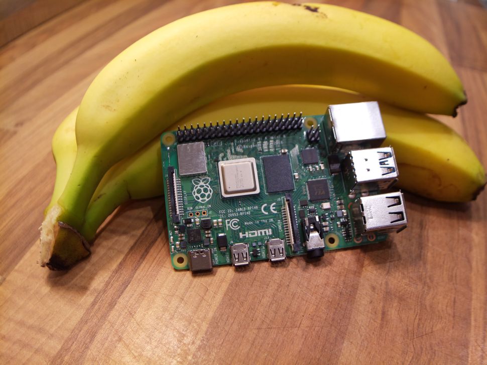 Raspberry Pi High Quality Camera Review: Interchangeable Lenses ...