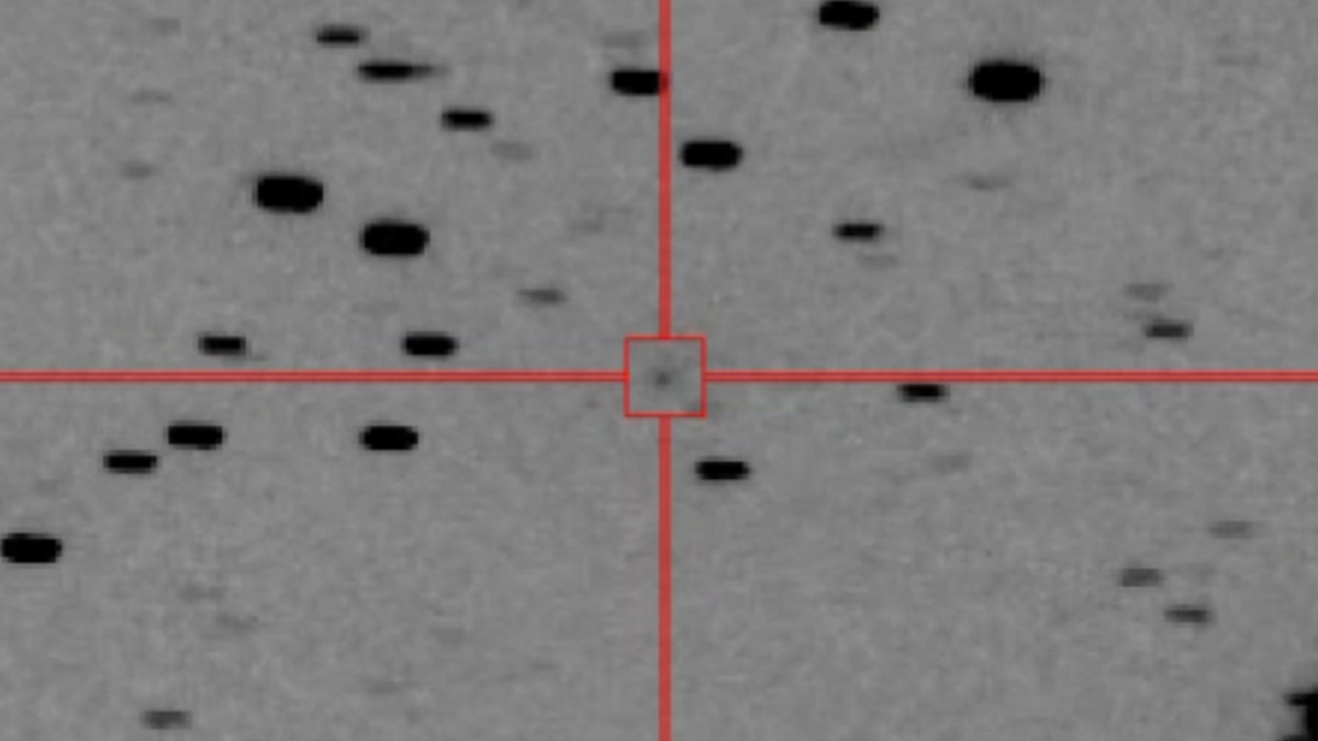 Will a bright comet adorn our early spring sky? Why astronomers are ...