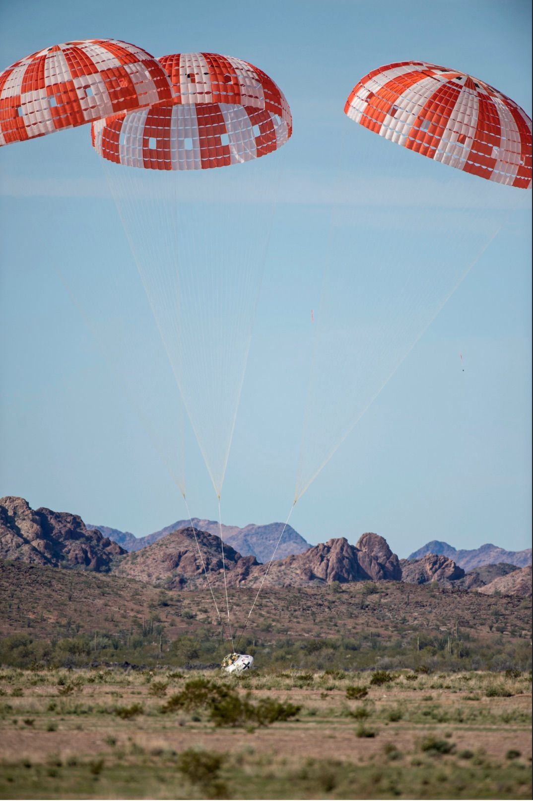 In Photos: NASA's Orion Space Capsule Parachute Test of 2017 | Space