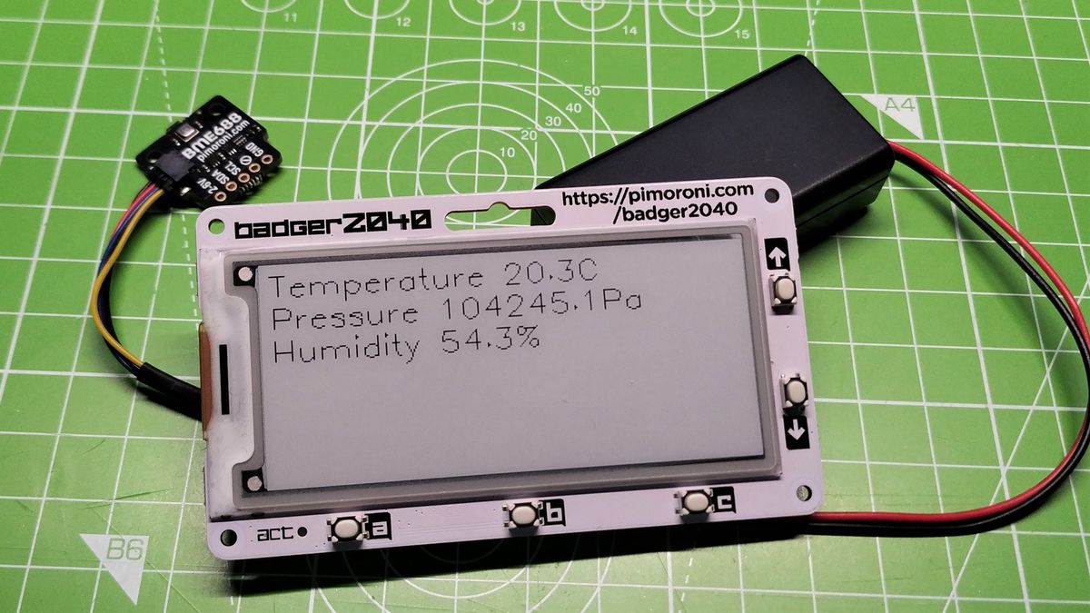 Pimoroni Badger 2040 Review: A Wearable Screen | Tom's Hardware