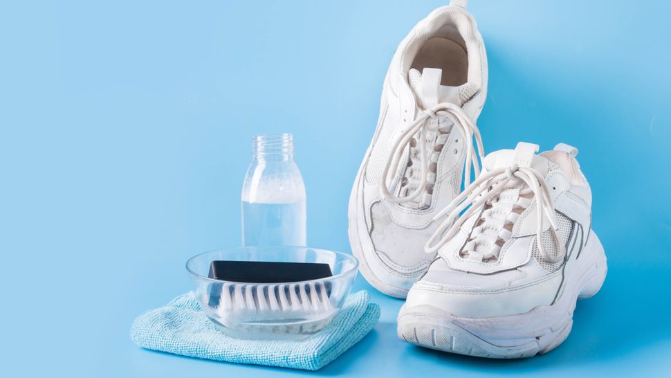 How to clean sneakers in 4 easy steps — with or without a washing ...