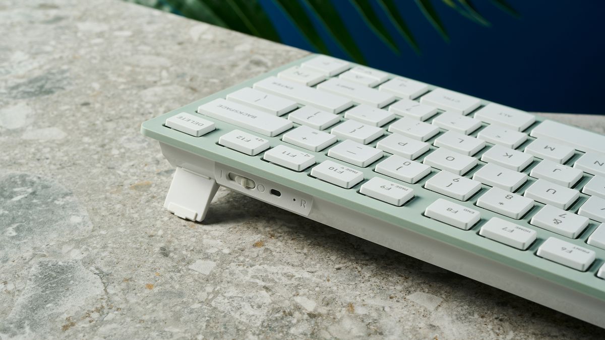 Cherry KW 7100 Mini BT review | Tom's Guide