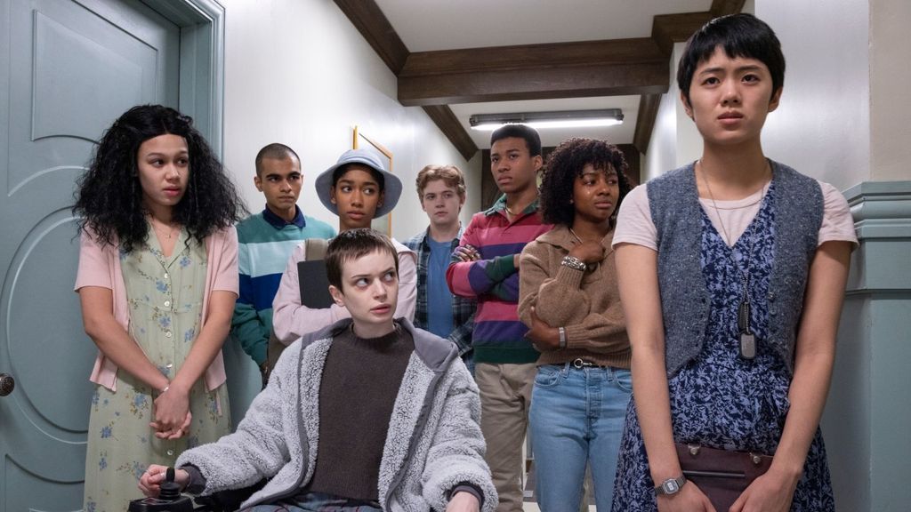 The Midnight Club Ending Explained: What Did That Final Cliffhanger ...