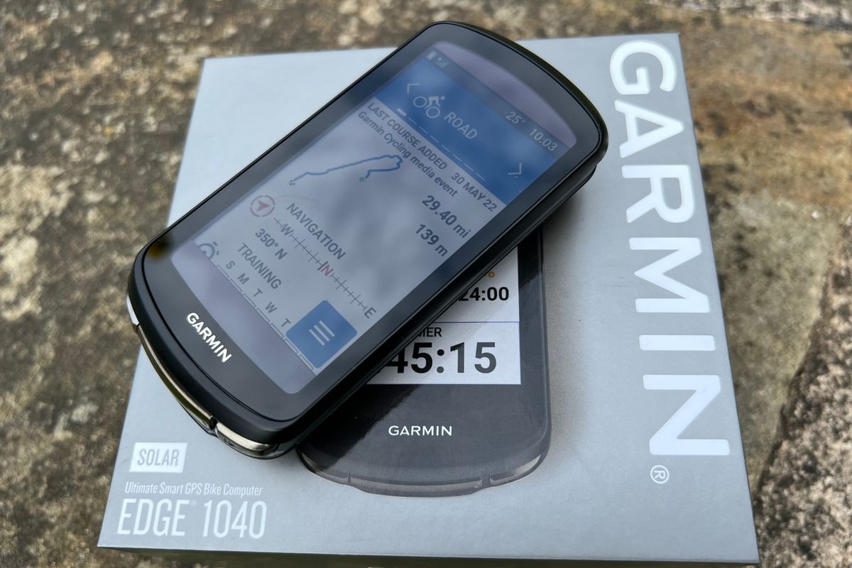 Solar Powered Long Running And Most Accurate Garmin Edge 1040 Solar 