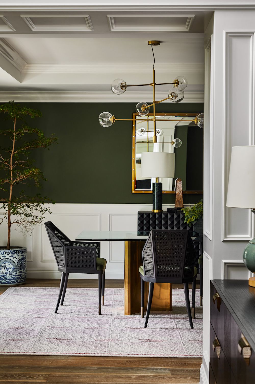 Explore A 70s-inspired, modern Cape Cod style home in Los Angeles