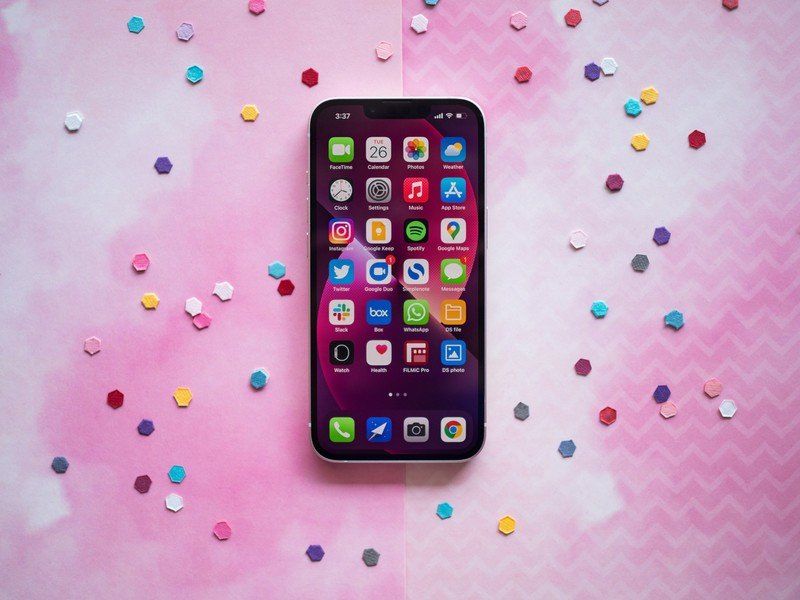 Apple iPhone 13 review: Delivering the upgrades that matter | Android ...