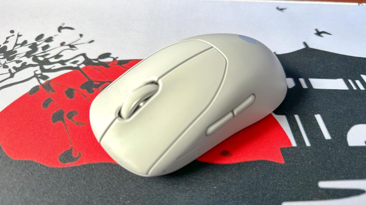 Alienware Pro Wireless Gaming Mouse review: Elite level gaming at a ...