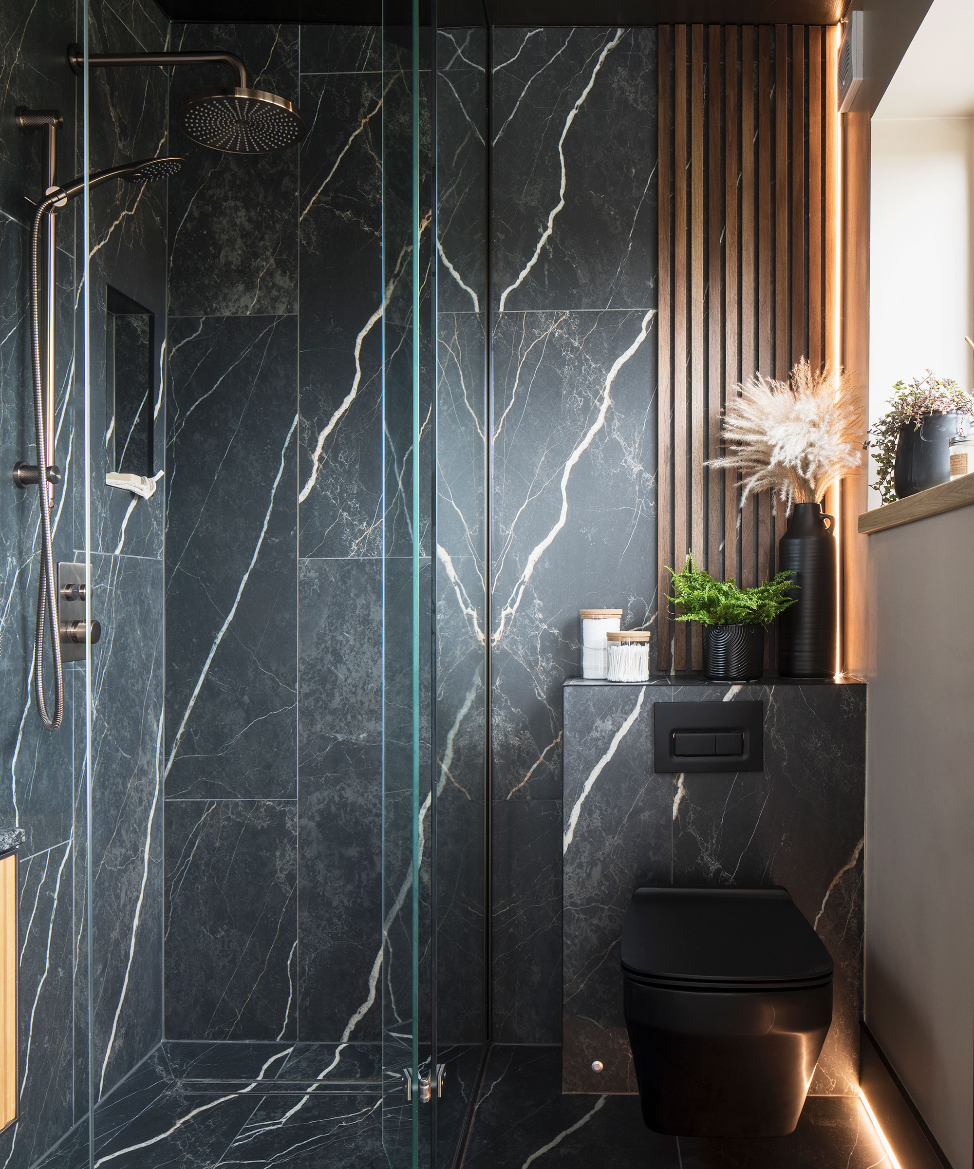 Bathroom tile trends 2023 - 8 inspiring new looks | Ideal Home