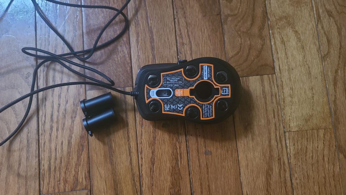 Lexip Np93 Alpha Review: Handy Joystick, Slippery Feet | Tom's Hardware