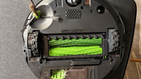 Shark vs Roomba | Top Ten Reviews