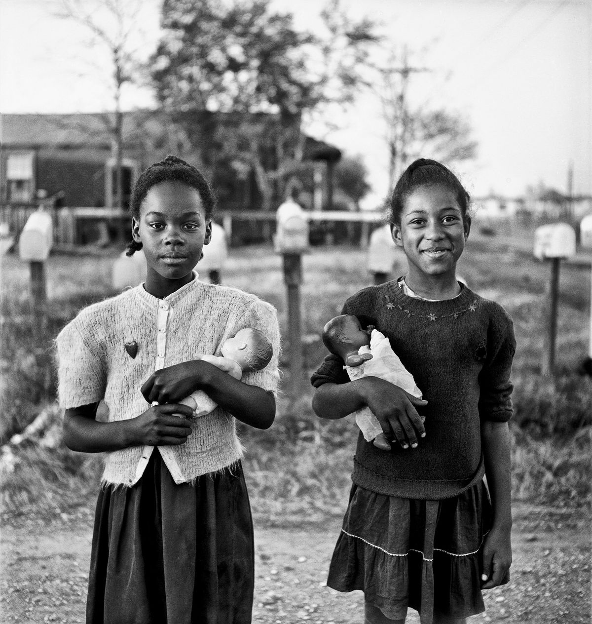 170 unseen Elliott Erwitt images, taken over 60 years, presented in new ...