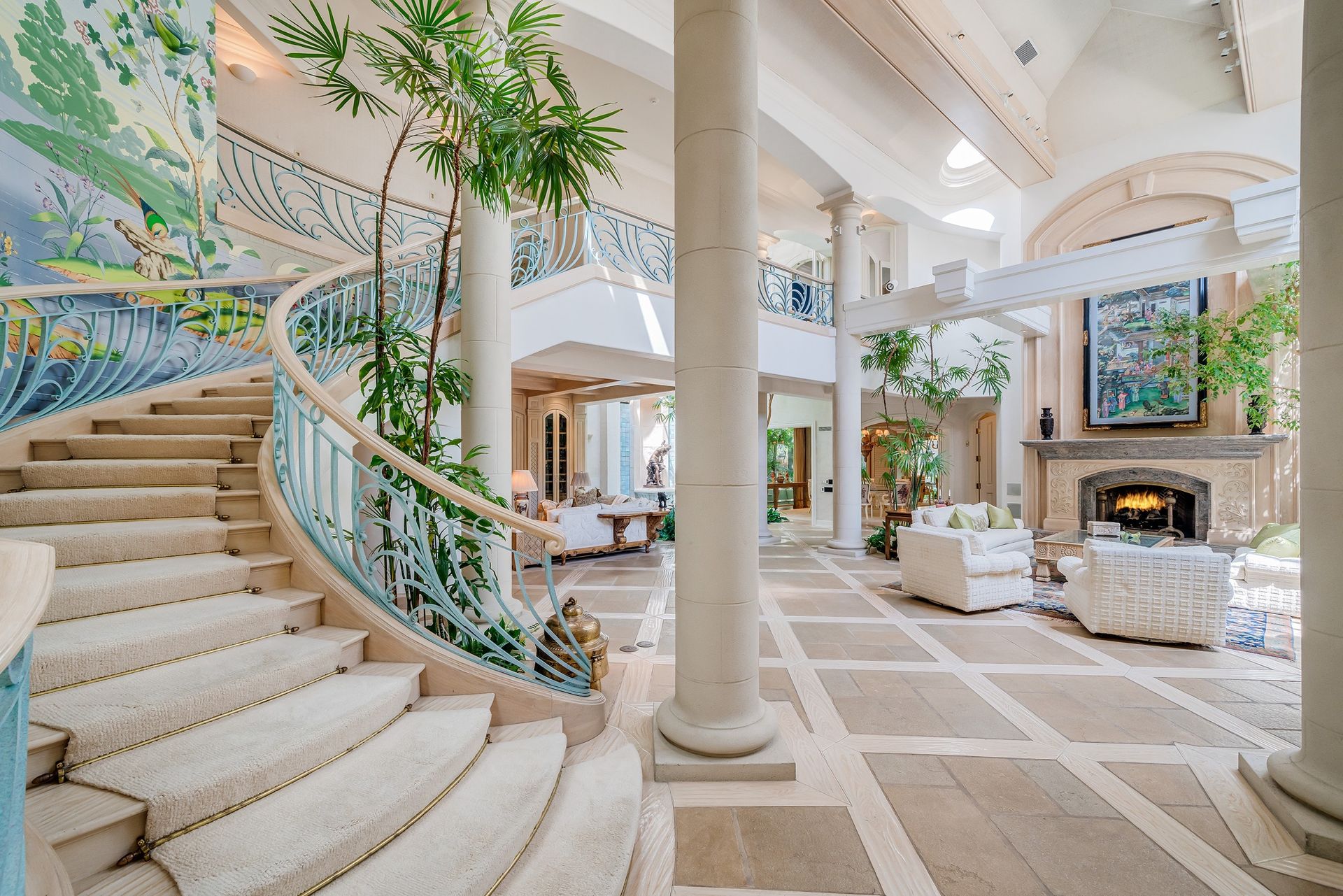 Rhonda Fleming's house: Step inside the opulent home | Homes and Gardens