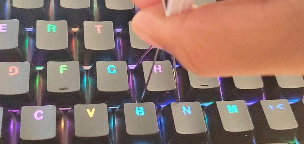 How to Change Mechanical Keyboard Switches in Minutes | Tom's Hardware