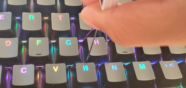 How to Change Mechanical Keyboard Switches in Minutes | Tom's Hardware