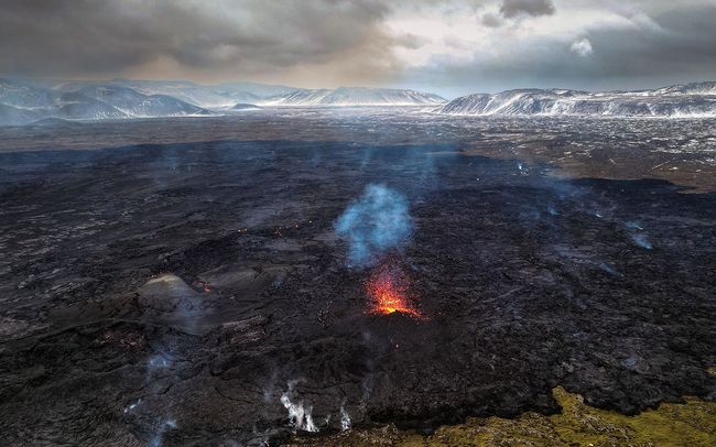 Iceland volcano LIVE: Likelihood of further eruptions diminished, lava ...