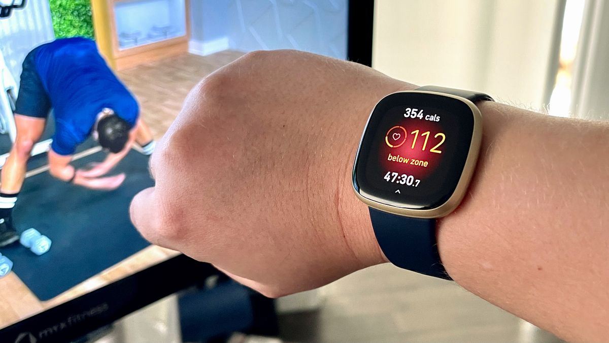 Fitbit Versa 3 review | Tom's Guide
