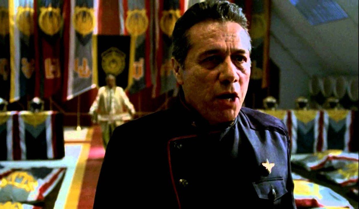 Battlestar Galactica: 10 Frakking Cool Behind The Scenes Facts About ...