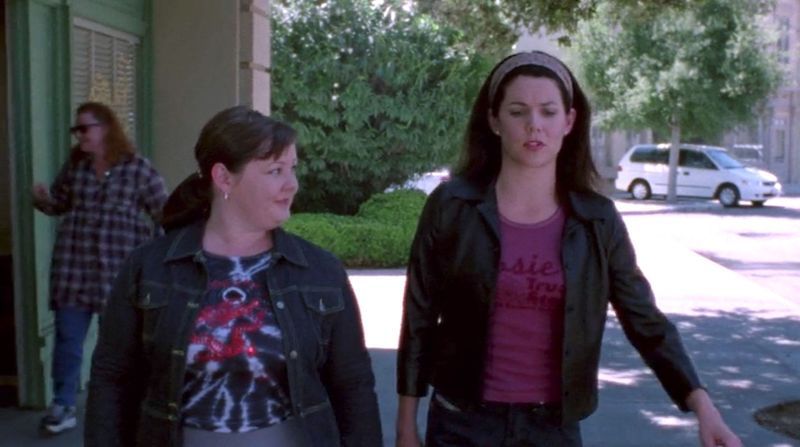 Lorelai Gilmore's Craziest Outfits on Gilmore Girls | Marie Claire