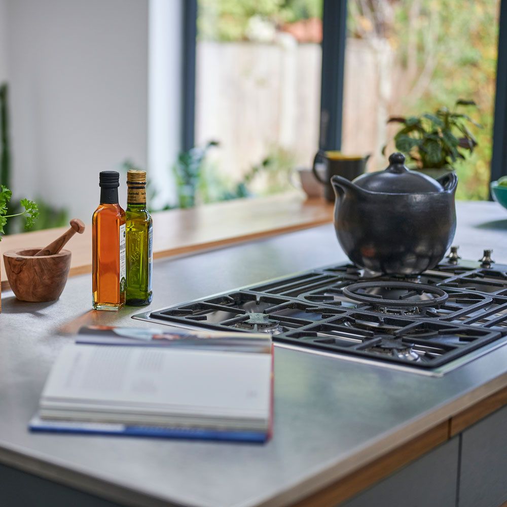 How to choose kitchen worktops – everything you need to know | Ideal Home