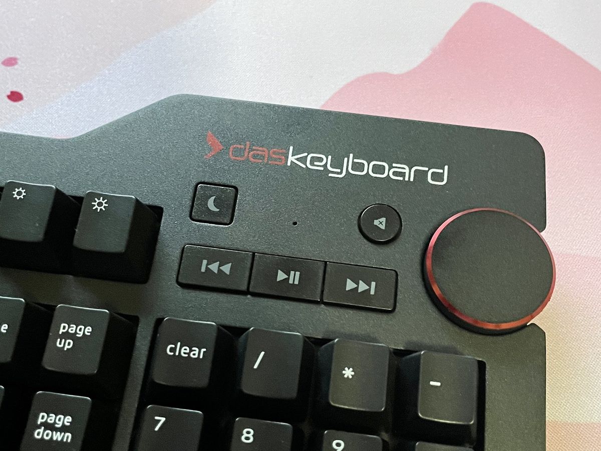 Das Keyboard 4 Professional Mac review: A German engineered mechanical ...