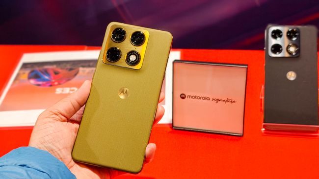 CES 2026: Motorola Signature has the best cameras and software of any ...