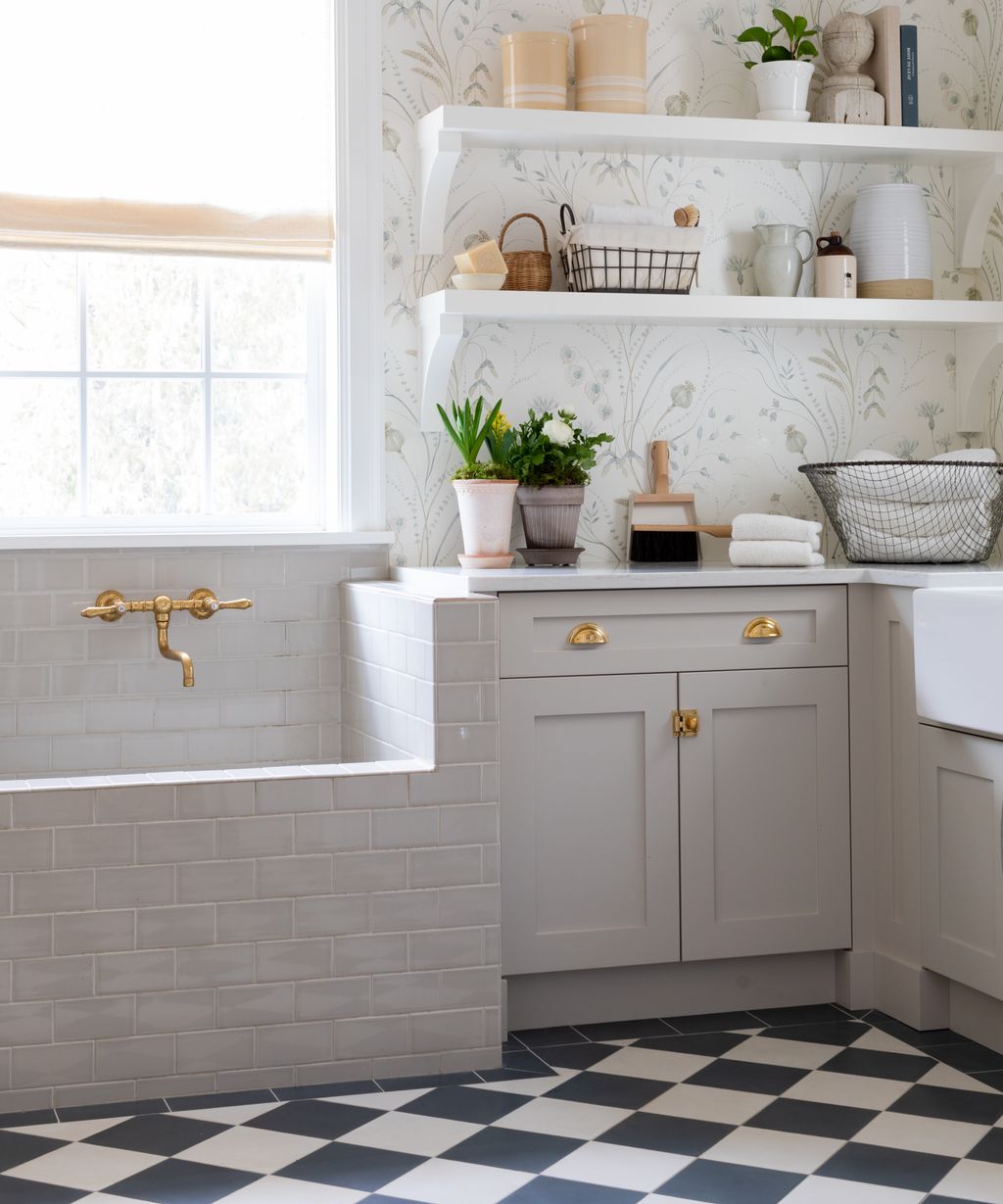 25 utility room ideas to bring joy to your daily chores | Homebuilding