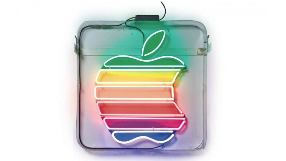 You won't believe how much this original Apple logo LED just sold for ...