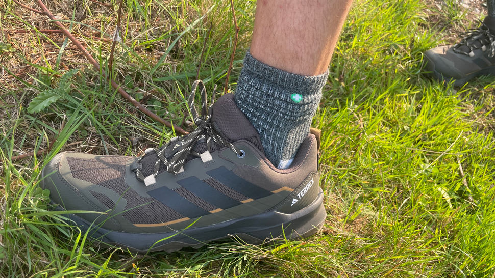 Keela Insect Shield hiking socks review: Comfy, durable socks with ...