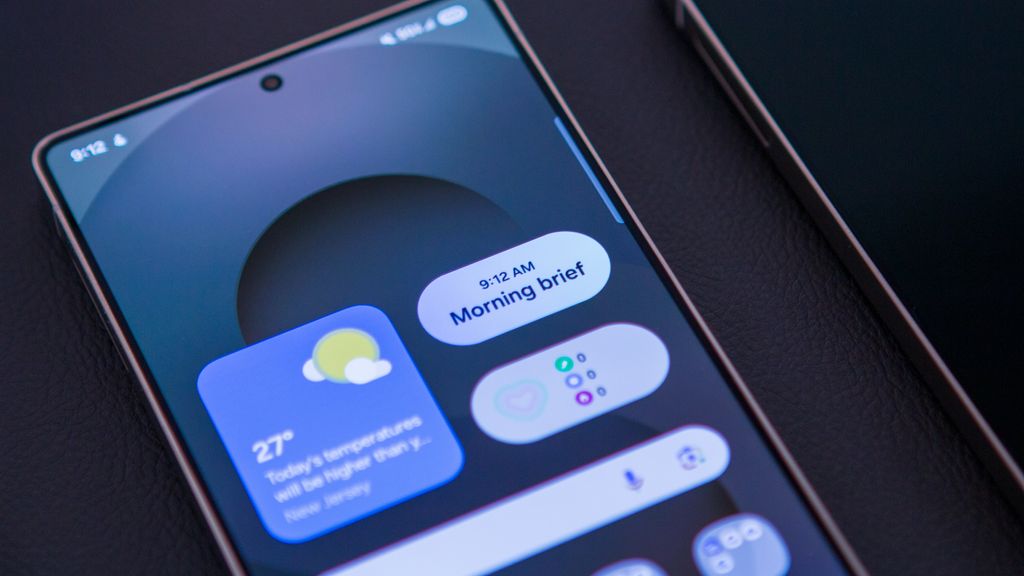 The EU's latest regulations push Android policies to extend its update ...