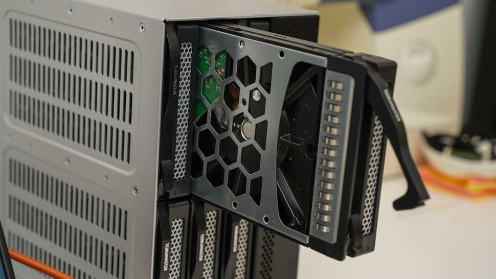 TerraMaster D6-320 6-bay review | TechRadar