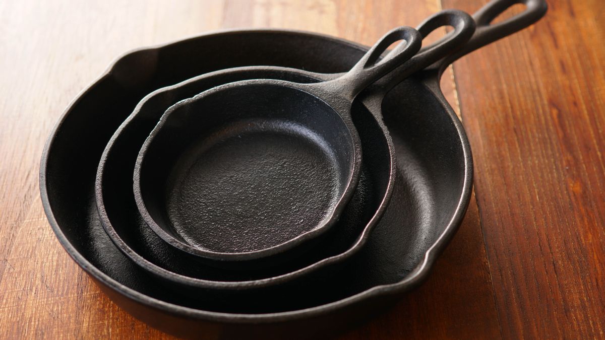 7 things I've learned after cooking on cast iron over the years | Tom's ...