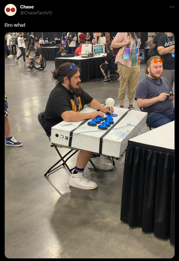 Huge respect to the creator of the EVO 2023 fightstick so unwieldy they ...