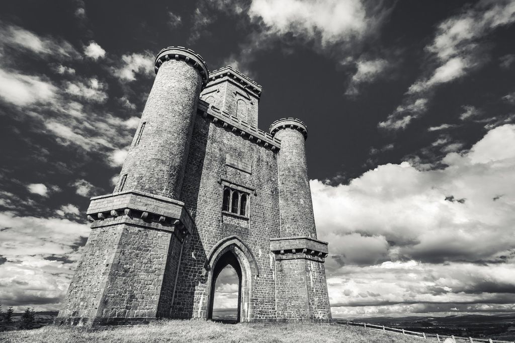 This pro shows you how to showcase castles in your landscape photos ...