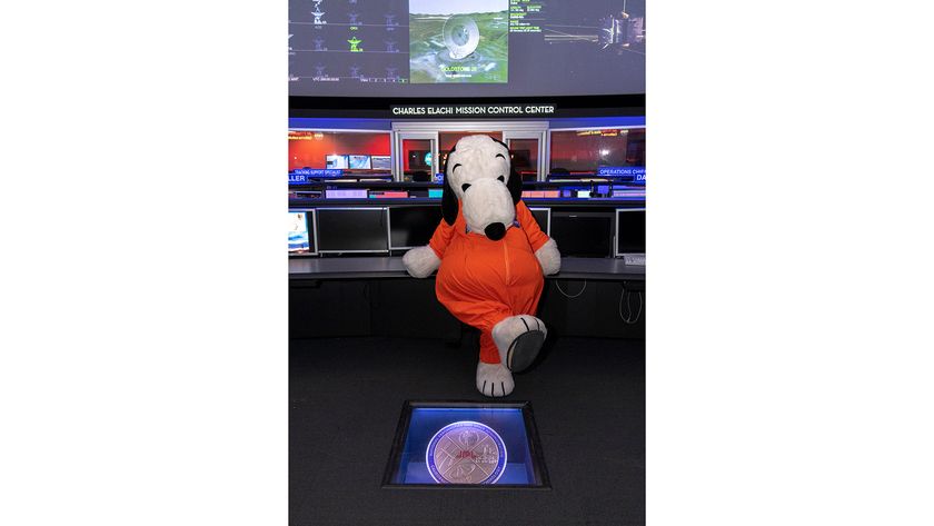 In Photos: Snoopy Visits NASA's Jet Propulsion Laboratory | Space