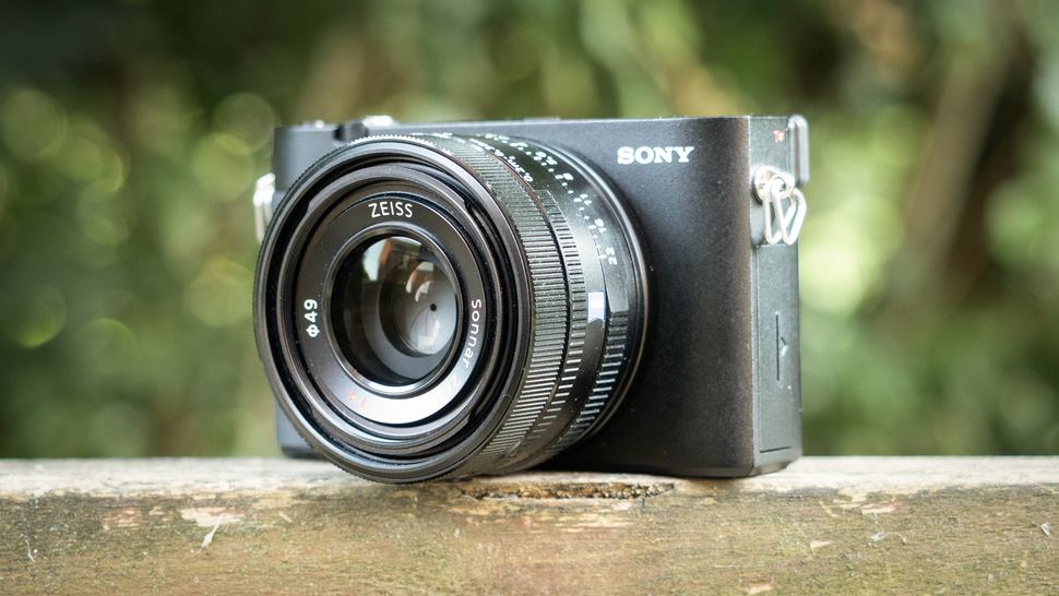 What is a point-and-shoot camera? | Digital Camera World